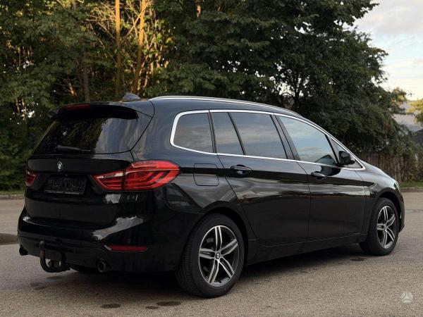 Black BMW 220 2015 in Rokiskis, with an engine capacity of 2.00 L and mileage of 219 thousand km for 8650 €, photo 7 on AUTOMOTO.COM.LV