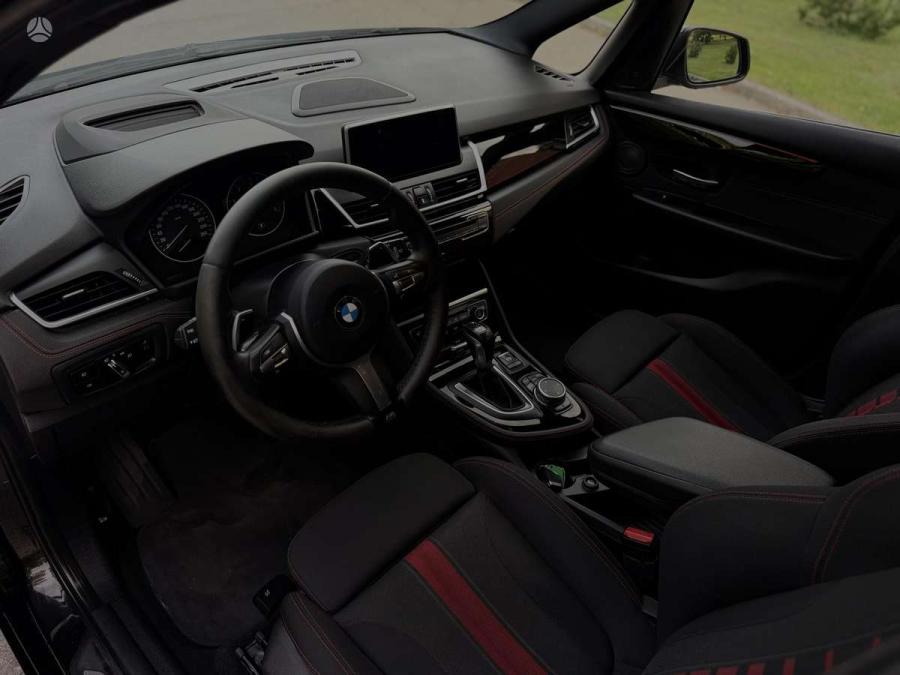Black BMW 220 2015 in Rokiskis, with an engine capacity of 2.00 L and mileage of 219 thousand km for 8650 €, photo 24 on AUTOMOTO.COM.LV