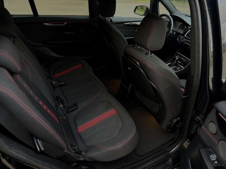 Black BMW 220 2015 in Rokiskis, with an engine capacity of 2.00 L and mileage of 219 thousand km for 8650 €, photo 27 on AUTOMOTO.COM.LV