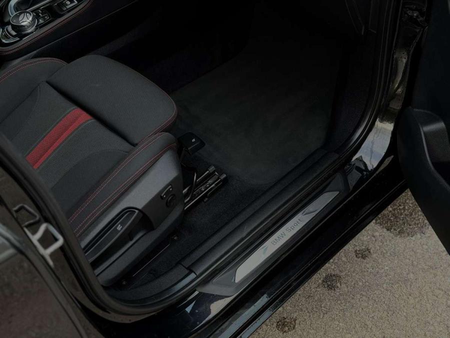 Black BMW 220 2015 in Rokiskis, with an engine capacity of 2.00 L and mileage of 219 thousand km for 8650 €, photo 28 on AUTOMOTO.COM.LV