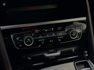 Black BMW 220 2015 in Rokiskis, with an engine capacity of 2.00 L and mileage of 219 thousand km for 8650 €, photo 36 on AUTOMOTO.COM.LV