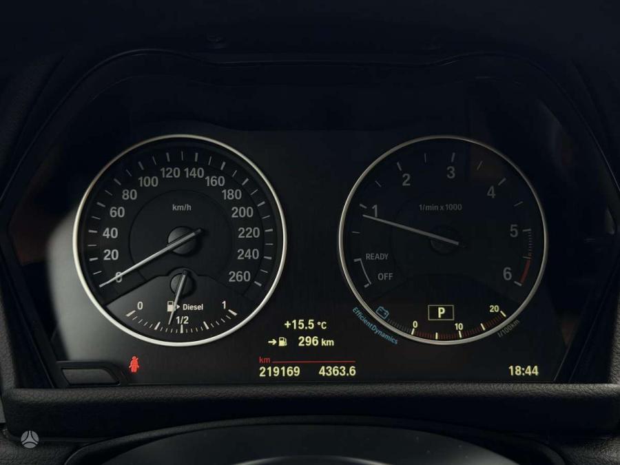 Black BMW 220 2015 in Rokiskis, with an engine capacity of 2.00 L and mileage of 219 thousand km for 8650 €, photo 41 on AUTOMOTO.COM.LV