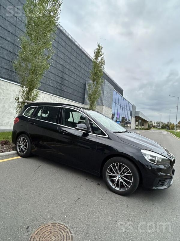 Melns BMW 220 2015 Rīga, ar dzinēja tilpumu 2.00 L un nobraukumu 210 tūkst. km par 6500 €, foto 5 vietnē AUTOMOTO.COM.LV
