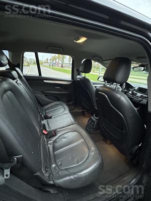 Black BMW 220 2015 in Riga, with an engine capacity of 2.00 L and mileage of 210 thousand km for 6500 €, photo 9 on AUTOMOTO.COM.LV