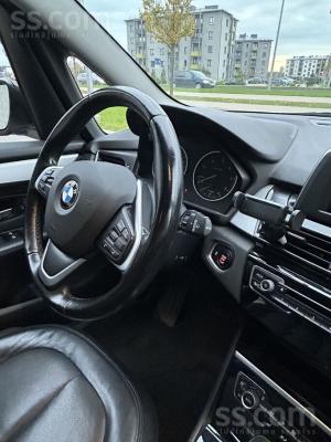 Black BMW 220 2015 in Riga, with an engine capacity of 2.00 L and mileage of 210 thousand km for 6500 €, photo 12 on AUTOMOTO.COM.LV