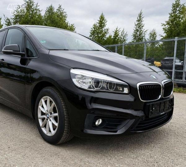 Black BMW 220 2015 in Prienai, with an engine capacity of 2.00 L and mileage of 260 thousand km for 7900 €, photo 3 on AUTOMOTO.COM.LV