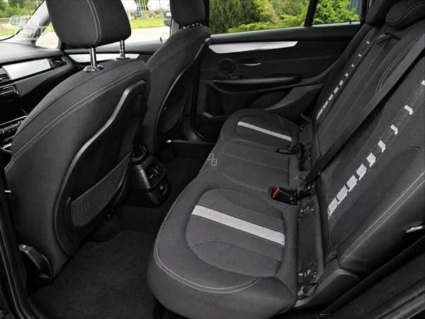 Black BMW 220 2015 in Prienai, with an engine capacity of 2.00 L and mileage of 260 thousand km for 7900 €, photo 7 on AUTOMOTO.COM.LV
