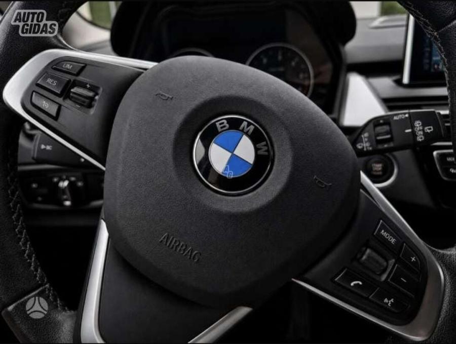 Black BMW 220 2015 in Prienai, with an engine capacity of 2.00 L and mileage of 260 thousand km for 7900 €, photo 12 on AUTOMOTO.COM.LV