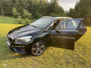 Black BMW 220 2016 in Vilnius, with an engine capacity of 2.00 L and mileage of 260 thousand km for 8800 €, photo 12 on AUTOMOTO.COM.LV