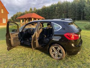 Black BMW 220 2016 in Vilnius, with an engine capacity of 2.00 L and mileage of 260 thousand km for 8800 €, photo 14 on AUTOMOTO.COM.LV