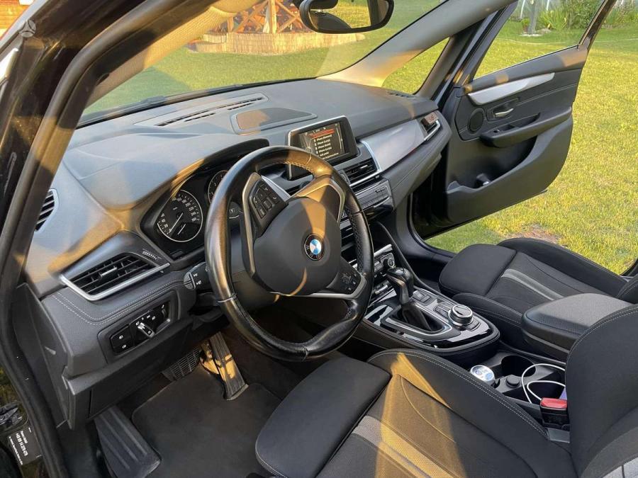 Black BMW 220 2016 in Vilnius, with an engine capacity of 2.00 L and mileage of 260 thousand km for 8800 €, photo 19 on AUTOMOTO.COM.LV