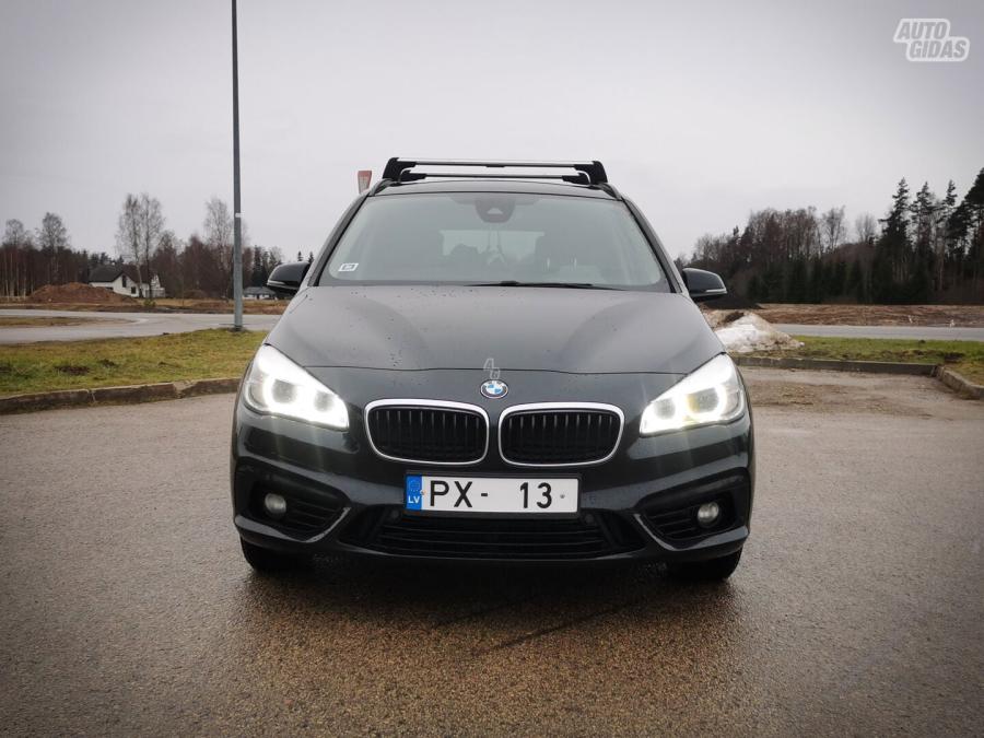 Black BMW 220 2017 in Riga, with an engine capacity of 2.00 L and mileage of 210 thousand km for 13300 €, photo 2 on AUTOMOTO.COM.LV