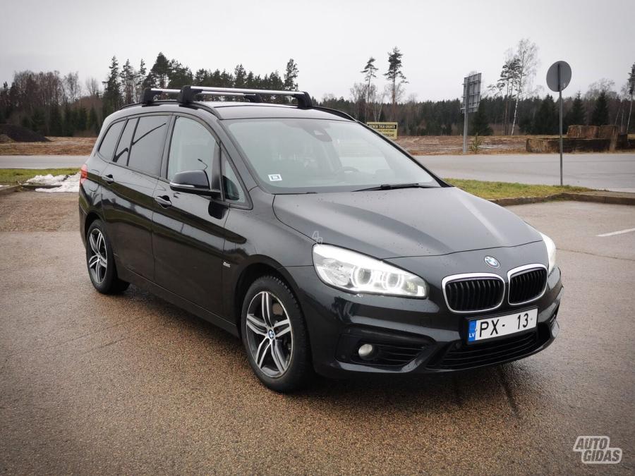 Black BMW 220 2017 in Riga, with an engine capacity of 2.00 L and mileage of 210 thousand km for 13300 €, photo 3 on AUTOMOTO.COM.LV