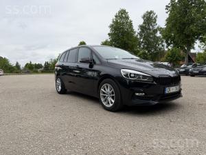 Black BMW 220 2017 in Cesis, with an engine capacity of 2.00 L and mileage of 172 thousand km for 11500 €, photo 3 on AUTOMOTO.COM.LV