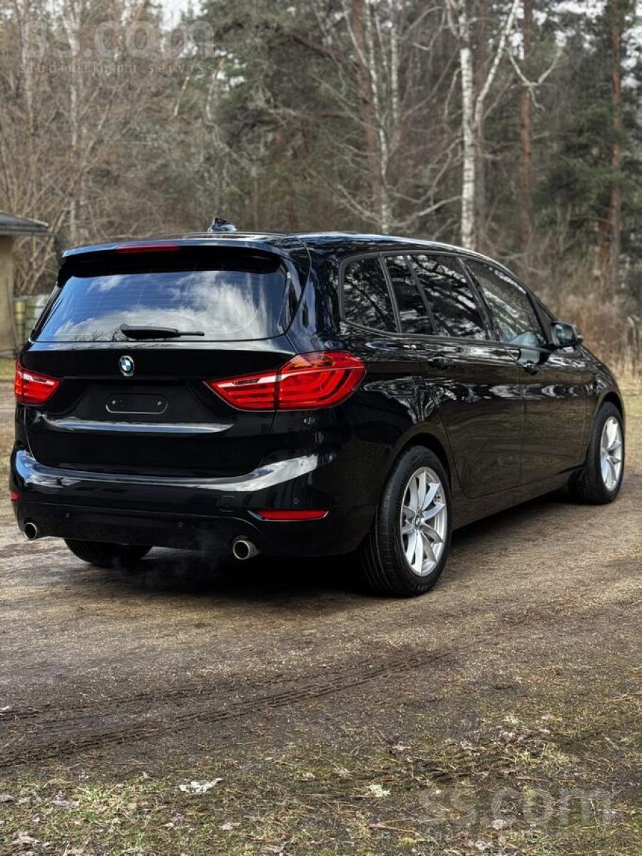 Black BMW 220 2017 in Cesis, with an engine capacity of 2.00 L and mileage of 172 thousand km for 11500 €, photo 6 on AUTOMOTO.COM.LV