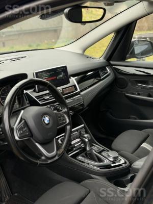Black BMW 220 2017 in Cesis, with an engine capacity of 2.00 L and mileage of 172 thousand km for 11500 €, photo 9 on AUTOMOTO.COM.LV