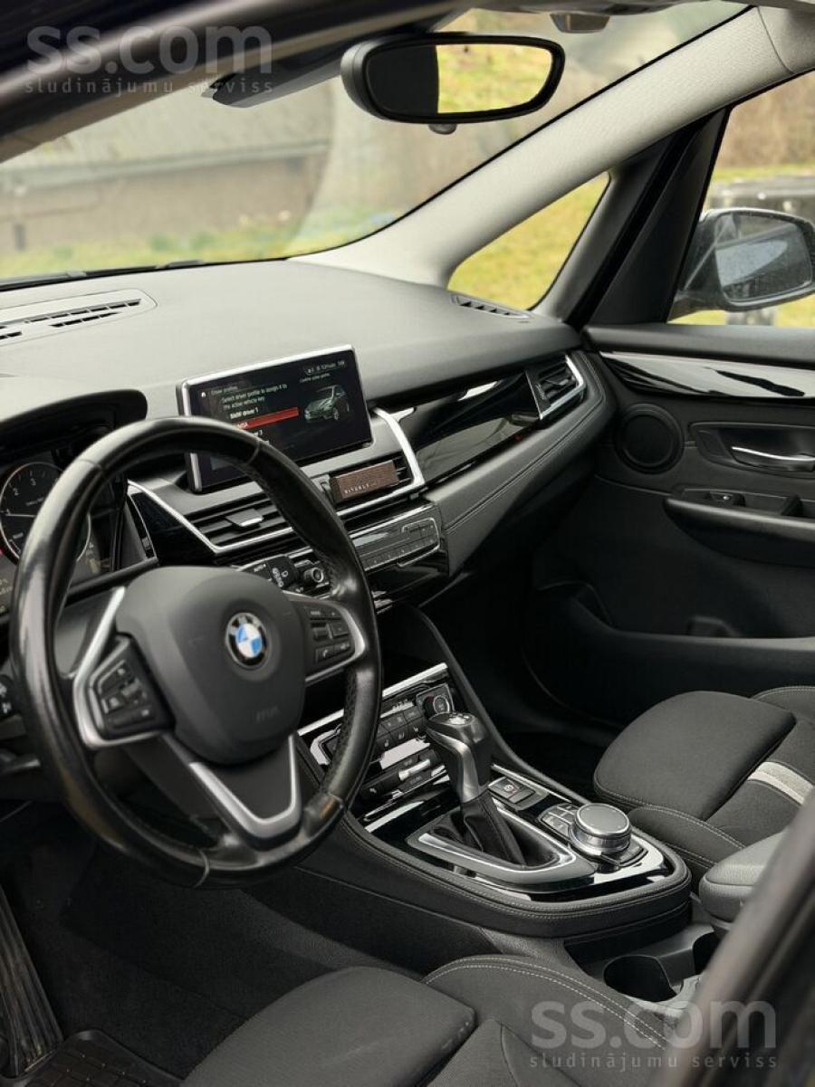 Black BMW 220 2017 in Cesis, with an engine capacity of 2.00 L and mileage of 172 thousand km for 11500 €, photo 9 on AUTOMOTO.COM.LV