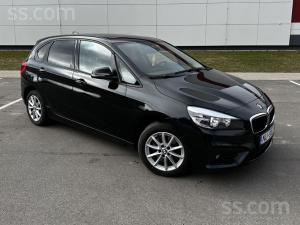 Black BMW 220 2018 in Riga, with an engine capacity of 2.00 L and mileage of 222 thousand km for 9000 €, photo 3 on AUTOMOTO.COM.LV