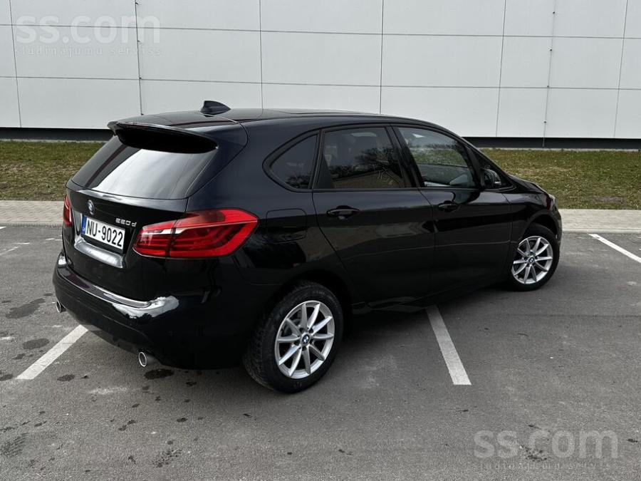 Black BMW 220 2018 in Riga, with an engine capacity of 2.00 L and mileage of 222 thousand km for 9000 €, photo 4 on AUTOMOTO.COM.LV