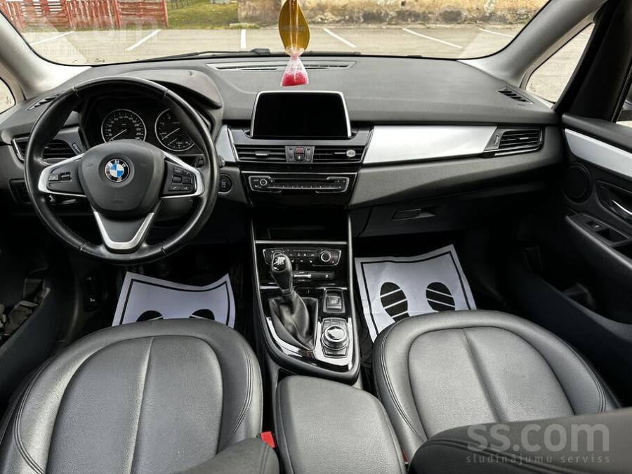 Black BMW 220 2018 in Riga, with an engine capacity of 2.00 L and mileage of 222 thousand km for 9000 €, photo 7 on AUTOMOTO.COM.LV