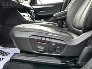 Black BMW 220 2018 in Riga, with an engine capacity of 2.00 L and mileage of 222 thousand km for 9000 €, photo 11 on AUTOMOTO.COM.LV