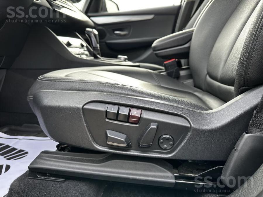 Black BMW 220 2018 in Riga, with an engine capacity of 2.00 L and mileage of 222 thousand km for 9000 €, photo 11 on AUTOMOTO.COM.LV