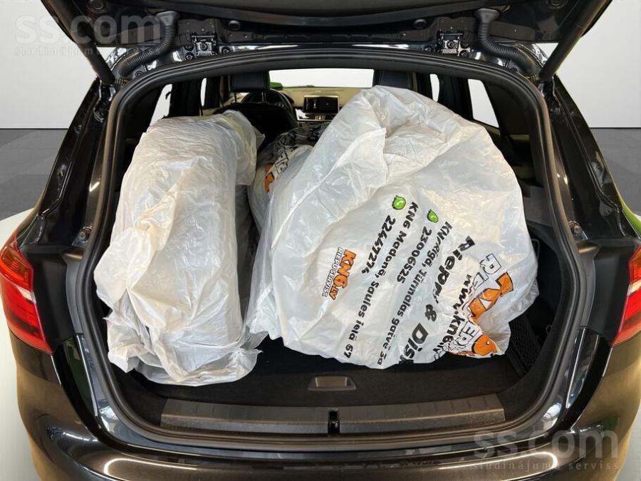 Melns BMW 220 2018 Rīga, ar dzinēja tilpumu 2.00 L un nobraukumu 48 tūkst. km par 15990 €, foto 18 vietnē AUTOMOTO.COM.LV