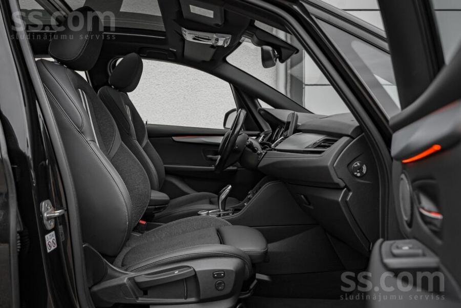 Melns BMW 220 2018 Rīga, ar dzinēja tilpumu 2.00 L un nobraukumu 145 tūkst. km par 14750 €, foto 12 vietnē AUTOMOTO.COM.LV