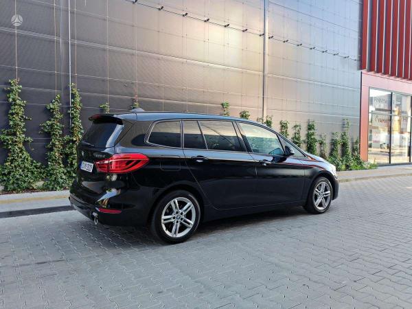 Black BMW 220 2019 in Klaipeda, with an engine capacity of 2.00 L and mileage of 290 thousand km for 12950 €, photo 8 on AUTOMOTO.COM.LV