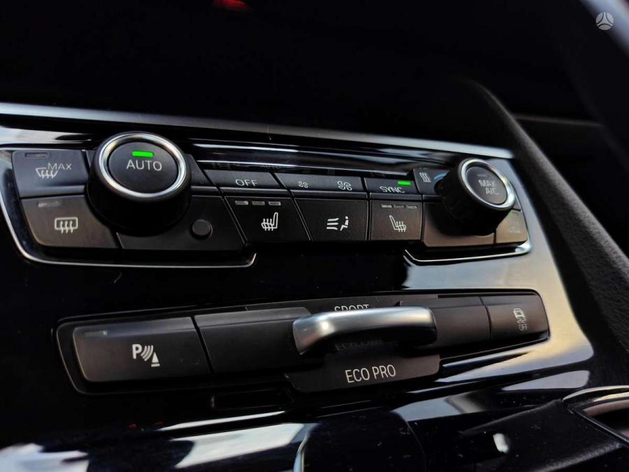 Black BMW 220 2019 in Klaipeda, with an engine capacity of 2.00 L and mileage of 290 thousand km for 12950 €, photo 38 on AUTOMOTO.COM.LV