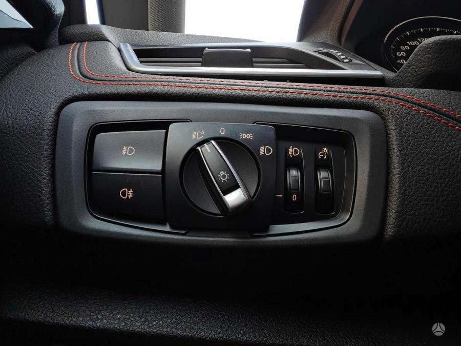 Black BMW 220 2019 in Klaipeda, with an engine capacity of 2.00 L and mileage of 290 thousand km for 12950 €, photo 44 on AUTOMOTO.COM.LV