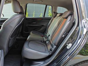 Black BMW 220 2019 in Klaipeda, with an engine capacity of 2.00 L and mileage of 290 thousand km for 12750 €, photo 19 on AUTOMOTO.COM.LV
