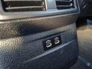 Black BMW 220 2019 in Klaipeda, with an engine capacity of 2.00 L and mileage of 290 thousand km for 12750 €, photo 20 on AUTOMOTO.COM.LV