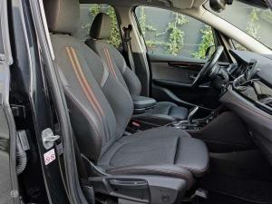 Black BMW 220 2019 in Klaipeda, with an engine capacity of 2.00 L and mileage of 290 thousand km for 12750 €, photo 23 on AUTOMOTO.COM.LV