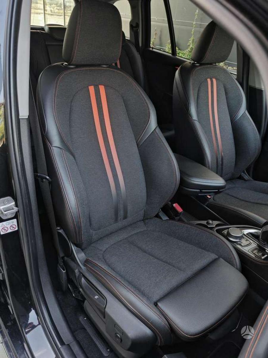 Black BMW 220 2019 in Klaipeda, with an engine capacity of 2.00 L and mileage of 290 thousand km for 12750 €, photo 24 on AUTOMOTO.COM.LV