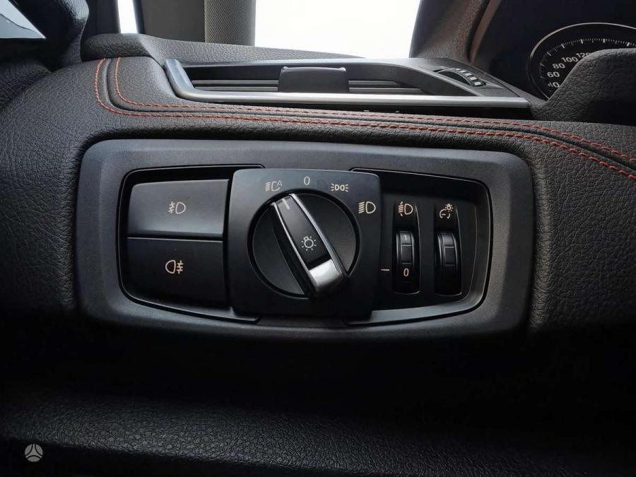 Black BMW 220 2019 in Klaipeda, with an engine capacity of 2.00 L and mileage of 290 thousand km for 12750 €, photo 36 on AUTOMOTO.COM.LV