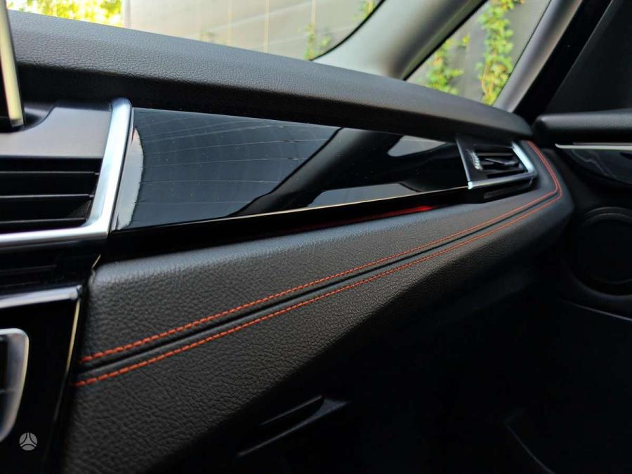 Black BMW 220 2019 in Klaipeda, with an engine capacity of 2.00 L and mileage of 290 thousand km for 12750 €, photo 45 on AUTOMOTO.COM.LV