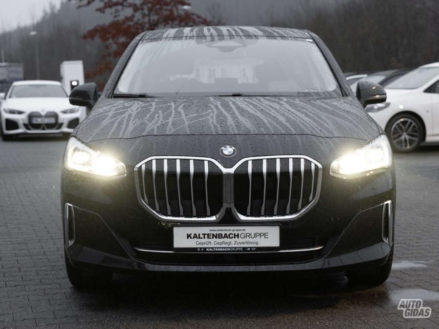 Black BMW 220 2022 in Kaunas, with an engine capacity of 1.50 L and mileage of 19 thousand km for 30115 €, photo 2 on AUTOMOTO.COM.LV