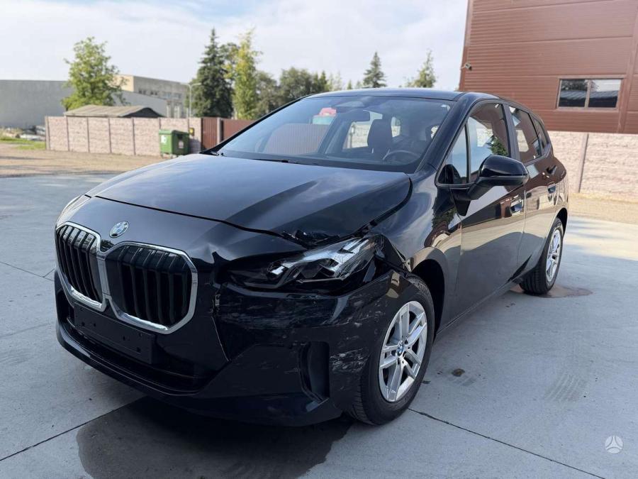 Melns BMW 220 2023 Kauņa, ar dzinēja tilpumu 2.00 L un nobraukumu 163 tūkst. km par 13850 €, foto 6 vietnē AUTOMOTO.COM.LV