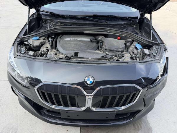 Black BMW 220 2023 in Kaunas, with an engine capacity of 2.00 L and mileage of 163 thousand km for 13850 €, photo 8 on AUTOMOTO.COM.LV