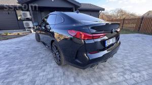 Melns BMW 220 2020 Rīga, ar dzinēja tilpumu 2.00 L un nobraukumu 126 tūkst. km par 25000 €, foto  vietnē AUTOMOTO.COM.LV