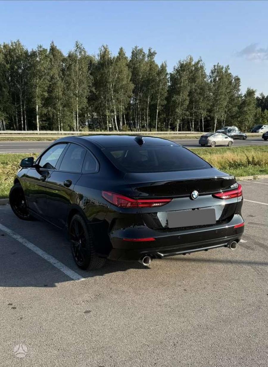 Black BMW 220 2020 in Kaunas, with an engine capacity of 2.00 L and mileage of 199 thousand km for 21700 €, photo 3 on AUTOMOTO.COM.LV