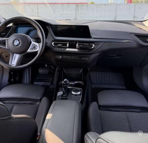 Black BMW 220 2020 in Kaunas, with an engine capacity of 2.00 L and mileage of 199 thousand km for 21700 €, photo 9 on AUTOMOTO.COM.LV