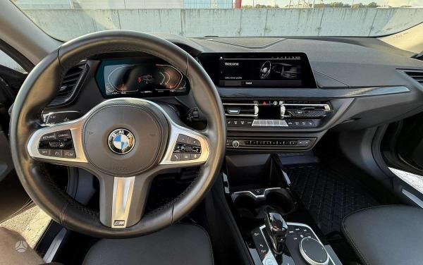 Black BMW 220 2020 in Kaunas, with an engine capacity of 2.00 L and mileage of 199 thousand km for 21700 €, photo 10 on AUTOMOTO.COM.LV