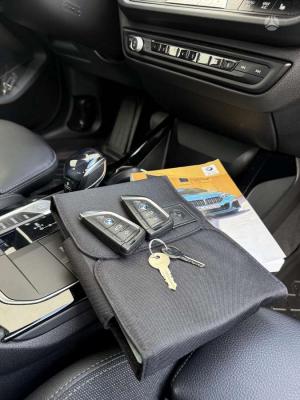Black BMW 220 2020 in Kaunas, with an engine capacity of 2.00 L and mileage of 199 thousand km for 21700 €, photo 16 on AUTOMOTO.COM.LV