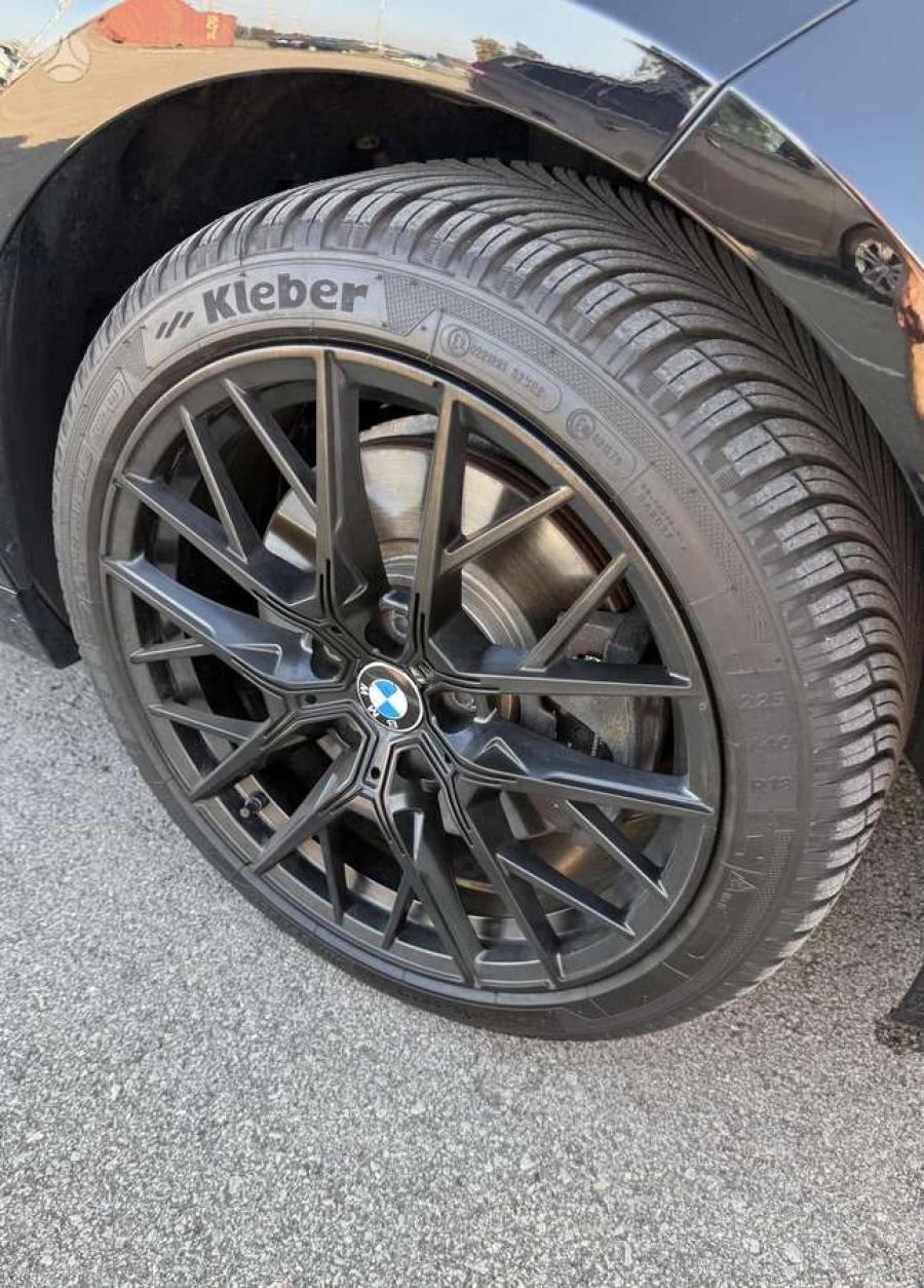 Black BMW 220 2020 in Kaunas, with an engine capacity of 2.00 L and mileage of 199 thousand km for 21700 €, photo 17 on AUTOMOTO.COM.LV