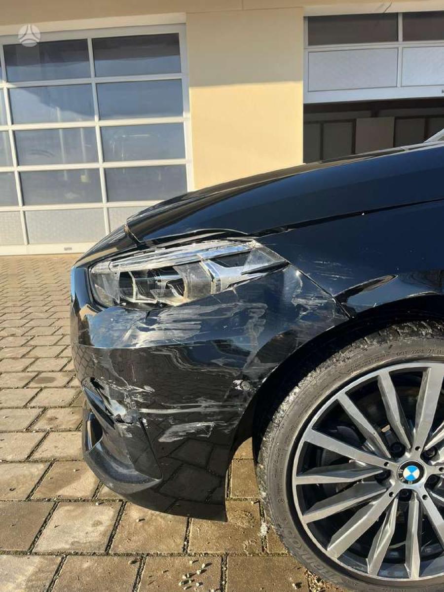 Black BMW 220 2024 in Panevezys, with an engine capacity of 0.00 L and mileage of 40 thousand km for 17900 €, photo 2 on AUTOMOTO.COM.LV