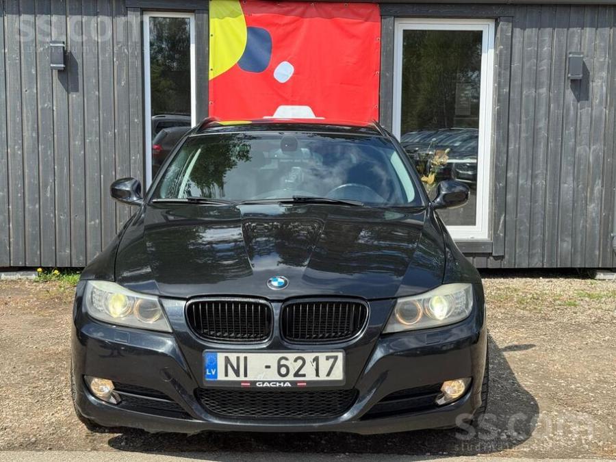 Melns BMW 220 2011 Rīga, ar dzinēja tilpumu 2.00 L un nobraukumu 369 tūkst. km par 3600 €, foto 4 vietnē AUTOMOTO.COM.LV
