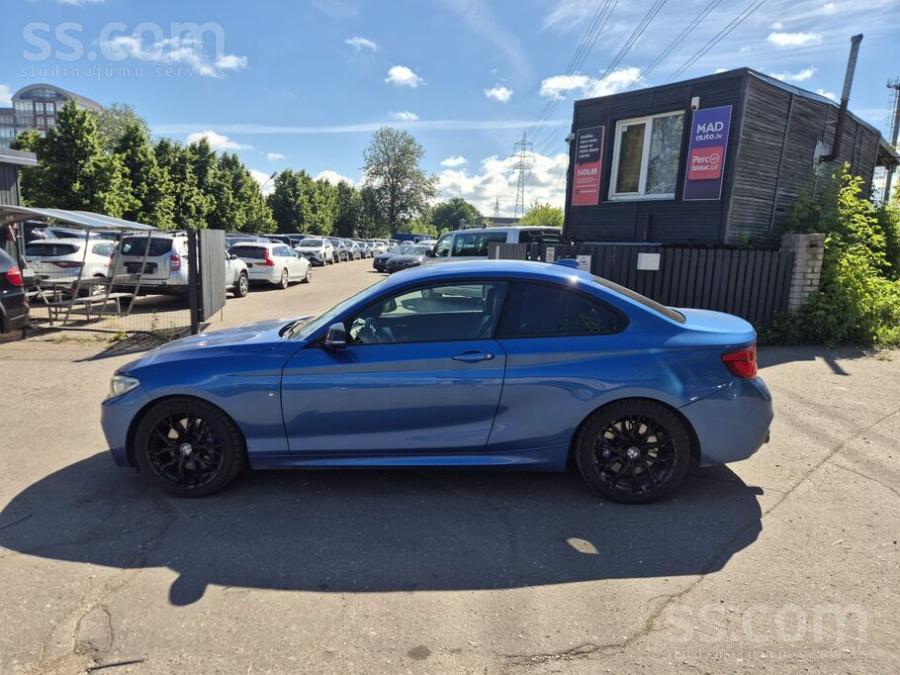 Zils BMW 220 2014 Rīga, ar dzinēja tilpumu 2.00 L un nobraukumu 162 tūkst. km par 13990 €, foto 10 vietnē AUTOMOTO.COM.LV