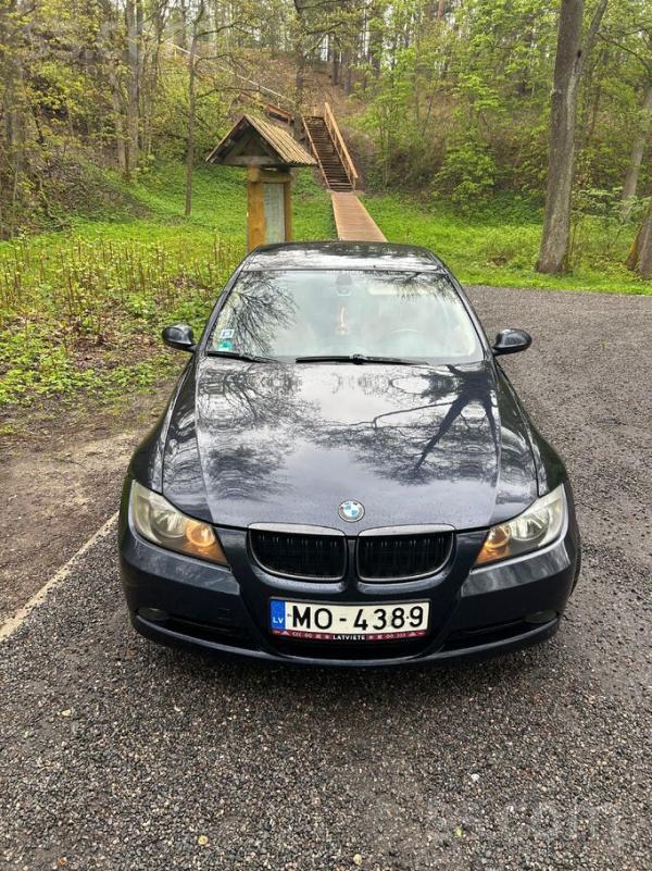 Blue BMW 220 2008 in Riga, with an engine capacity of 2.00 L and mileage of 310 thousand km for 17000 €, photo 2 on AUTOMOTO.COM.LV
